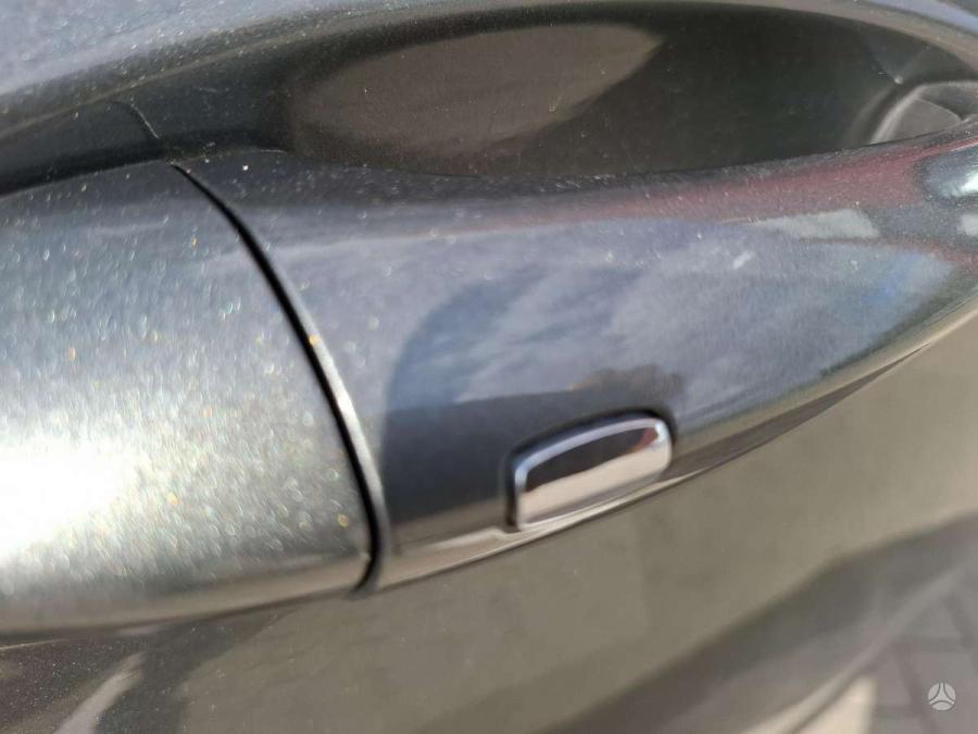 Grey Opel Astra 2016 in Kaunas, with an engine capacity of 1.60 L and mileage of 249 thousand km for 4900 €, photo 12 on AUTOMOTO.COM.LV