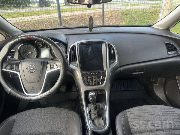 Pelēks Opel Astra 2016 Cēsis, ar dzinēja tilpumu 1.60 L un nobraukumu 0 tūkst. km par 4500 €, foto 9 vietnē AUTOMOTO.COM.LV