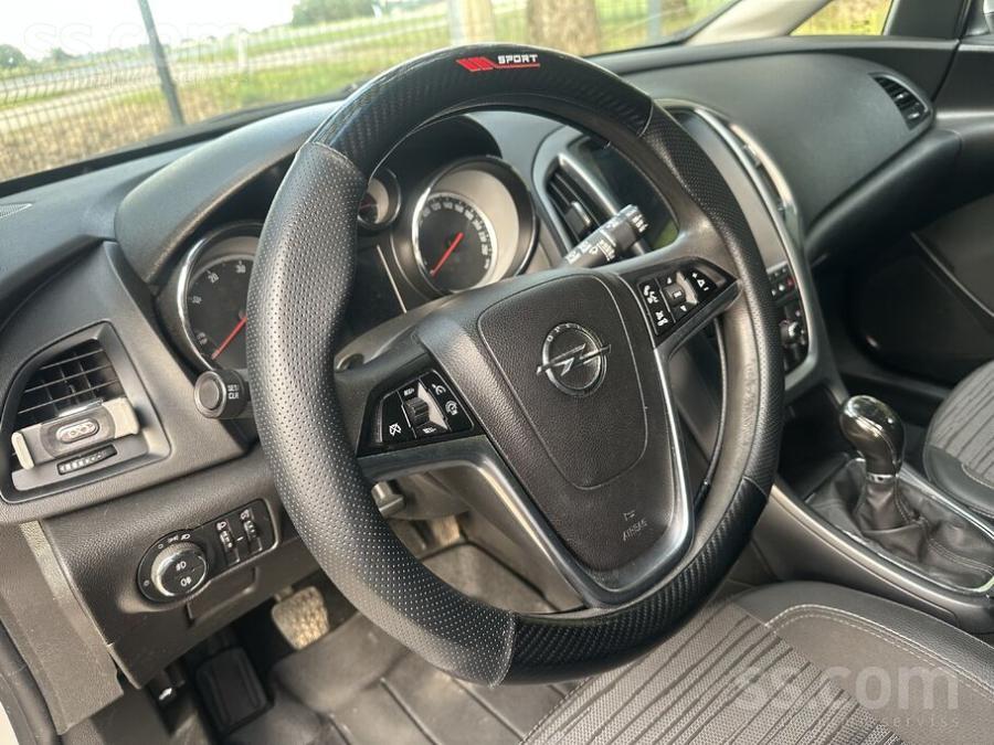 Pelēks Opel Astra 2016 Cēsis, ar dzinēja tilpumu 1.60 L un nobraukumu 0 tūkst. km par 4500 €, foto 10 vietnē AUTOMOTO.COM.LV