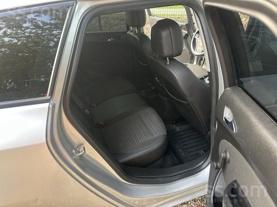 Pelēks Opel Astra 2016 Cēsis, ar dzinēja tilpumu 1.60 L un nobraukumu 0 tūkst. km par 4500 €, foto 13 vietnē AUTOMOTO.COM.LV