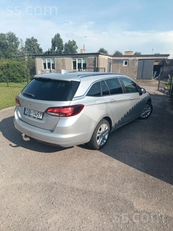 Pelēks Opel Astra 2016 Dobele, ar dzinēja tilpumu 1.60 L un nobraukumu 274 tūkst. km par 6000 €, foto 5 vietnē AUTOMOTO.COM.LV