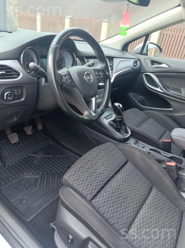 Pelēks Opel Astra 2016 Dobele, ar dzinēja tilpumu 1.60 L un nobraukumu 274 tūkst. km par 6000 €, foto 7 vietnē AUTOMOTO.COM.LV