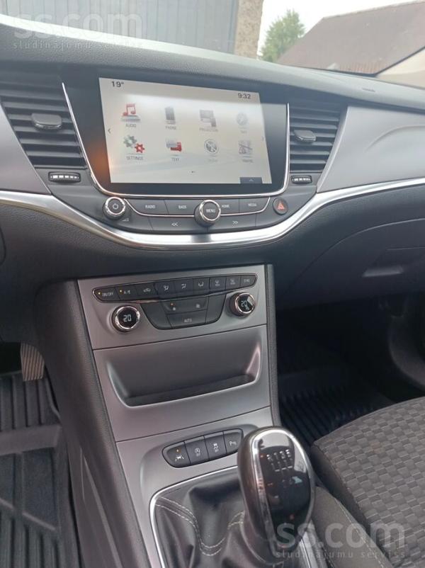 Pelēks Opel Astra 2016 Dobele, ar dzinēja tilpumu 1.60 L un nobraukumu 274 tūkst. km par 6000 €, foto 8 vietnē AUTOMOTO.COM.LV