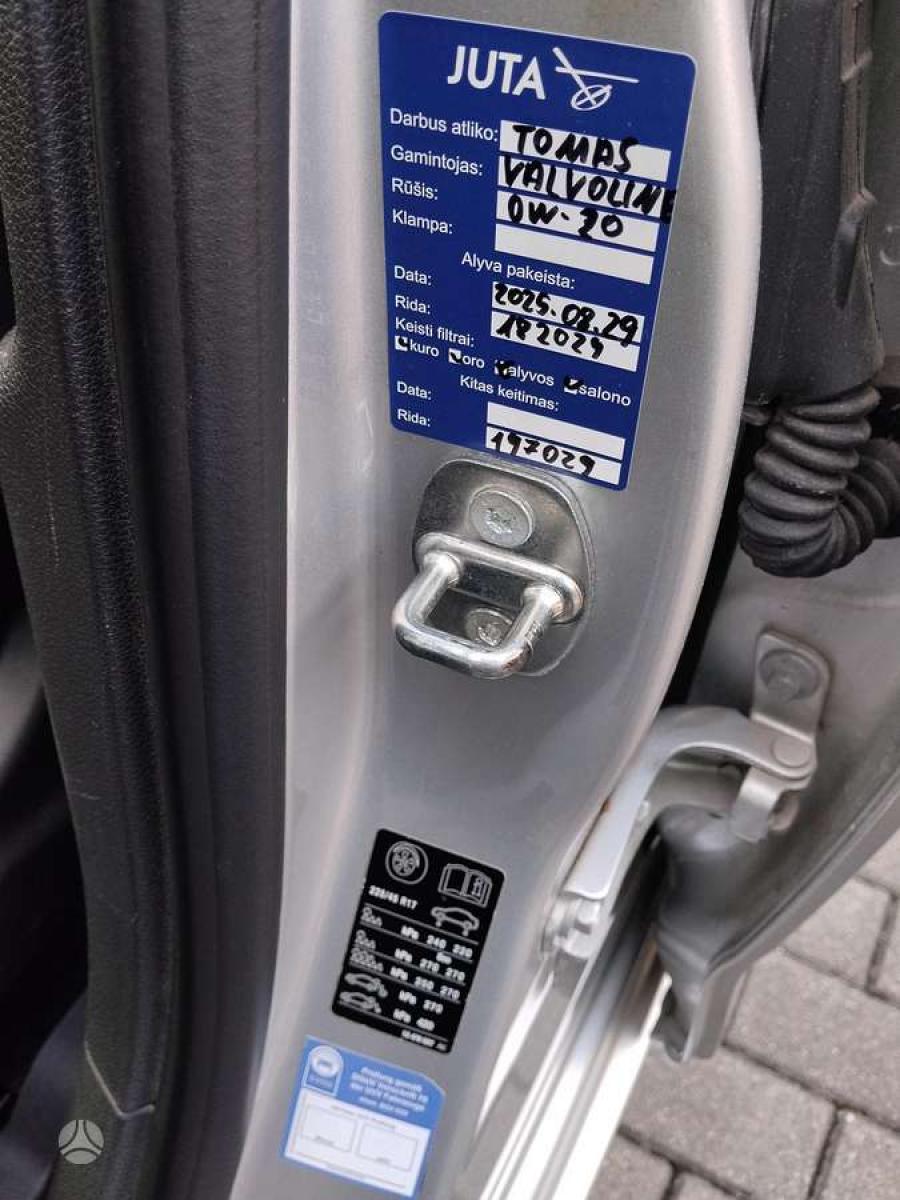 Pelēks Opel Astra 2016 Panevēža, ar dzinēja tilpumu 1.60 L un nobraukumu 187 tūkst. km par 5650 €, foto 14 vietnē AUTOMOTO.COM.LV
