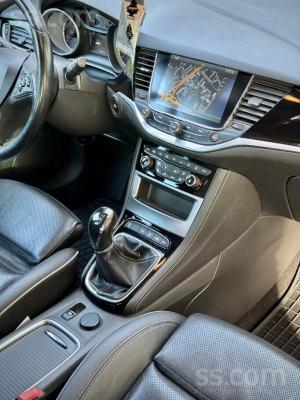 Pelēks Opel Astra 2016 Rīga, ar dzinēja tilpumu 1.60 L un nobraukumu 266 tūkst. km par 5990 €, foto 4 vietnē AUTOMOTO.COM.LV