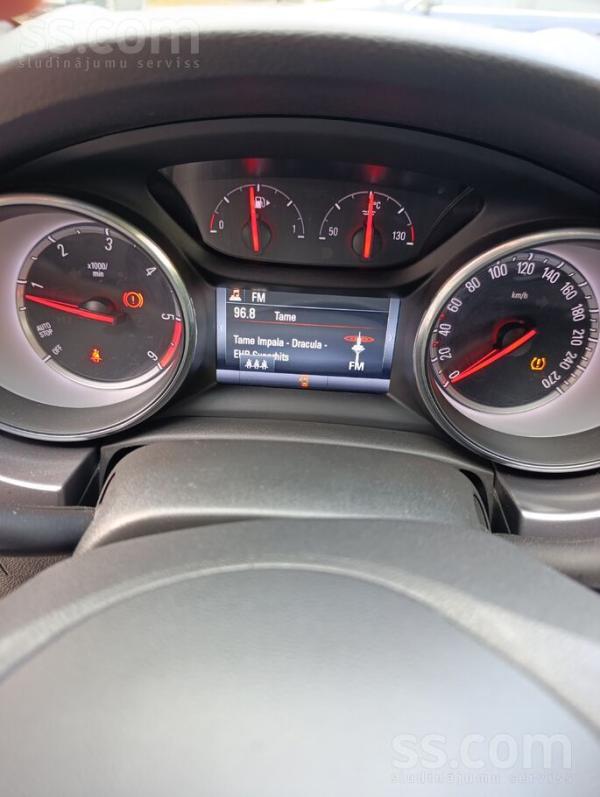 Pelēks Opel Astra 2016 Rīga, ar dzinēja tilpumu 1.60 L un nobraukumu 282 tūkst. km par 5200 €, foto 8 vietnē AUTOMOTO.COM.LV