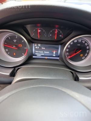 Pelēks Opel Astra 2016 Rīga, ar dzinēja tilpumu 1.60 L un nobraukumu 282 tūkst. km par 5200 €, foto 8 vietnē AUTOMOTO.COM.LV