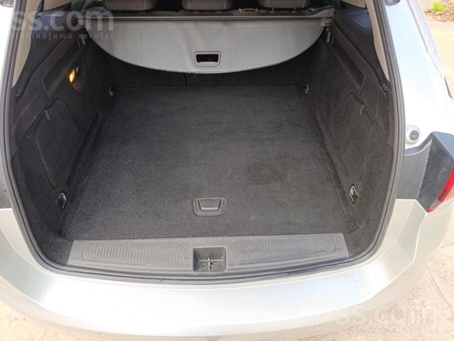 Pelēks Opel Astra 2016 Rīga, ar dzinēja tilpumu 1.60 L un nobraukumu 282 tūkst. km par 5200 €, foto 13 vietnē AUTOMOTO.COM.LV