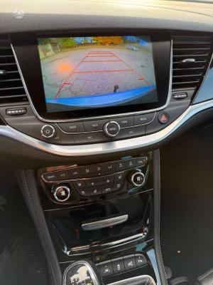 Grey Opel Astra 2016 in Raseiniai, with an engine capacity of 1.60 L and mileage of 280 thousand km for 4900 €, photo 16 on AUTOMOTO.COM.LV
