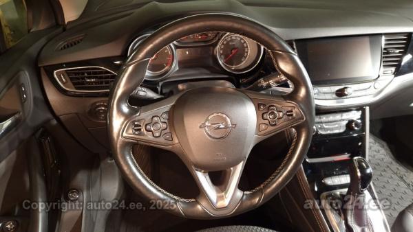 Grey Opel Astra 2017 in Tallinn, with an engine capacity of 1.40 L and mileage of 144 thousand km for 9999 €, photo 11 on AUTOMOTO.COM.LV