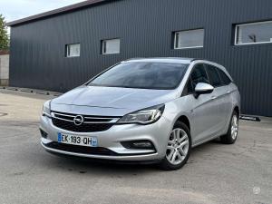 Grey Opel Astra 2017 in Taurage, with an engine capacity of 1.60 L and mileage of 212 thousand km for 5500 €, photo  on AUTOMOTO.COM.LV