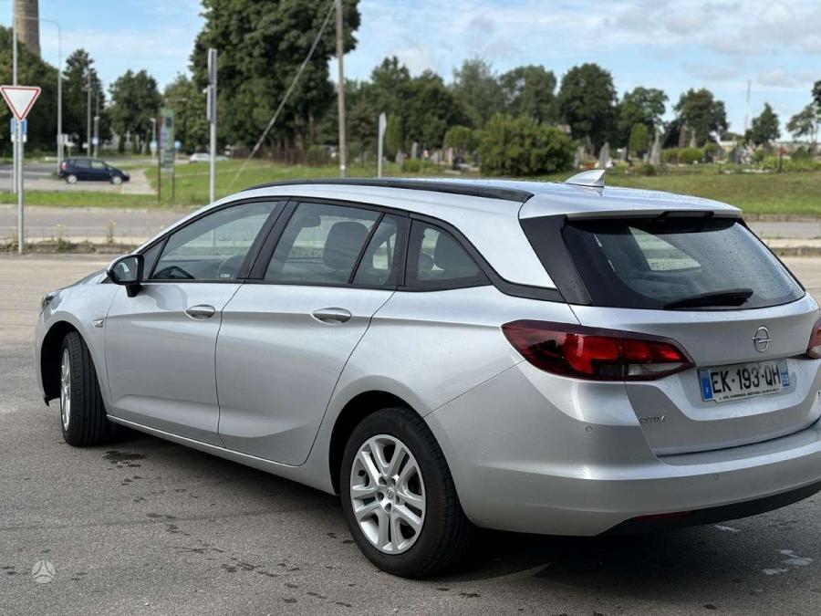 Pelēks Opel Astra 2017 Tauragė, ar dzinēja tilpumu 1.60 L un nobraukumu 212 tūkst. km par 5500 €, foto 5 vietnē AUTOMOTO.COM.LV