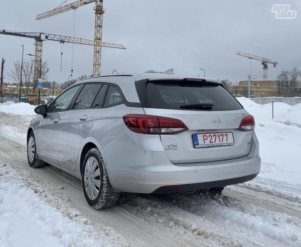 Pelēks Opel Astra 2017 Viļņa, ar dzinēja tilpumu 1.60 L un nobraukumu 276 tūkst. km par 5450 €, foto 4 vietnē AUTOMOTO.COM.LV