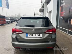 Grey Opel Astra 2017 in Viljandi, with an engine capacity of 1.40 L and mileage of 124 thousand km for 7250 €, photo 5 on AUTOMOTO.COM.LV