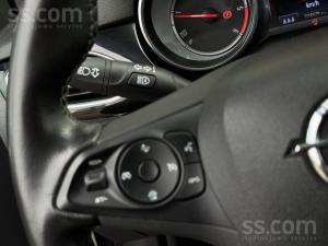 Grey Opel Astra 2017 in Valmiera, with an engine capacity of 1.60 L and mileage of 225 thousand km for 6800 €, photo 10 on AUTOMOTO.COM.LV