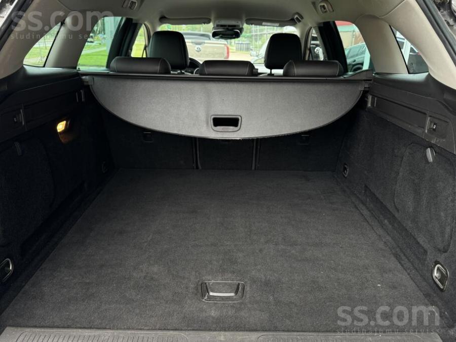 Grey Opel Astra 2017 in Valmiera, with an engine capacity of 1.60 L and mileage of 225 thousand km for 6800 €, photo 21 on AUTOMOTO.COM.LV