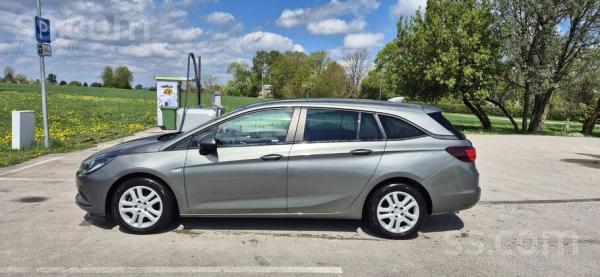 Pelēks Opel Astra 2017 Bauska, ar dzinēja tilpumu 1.60 L un nobraukumu 197 tūkst. km par 6500 €, foto 3 vietnē AUTOMOTO.COM.LV