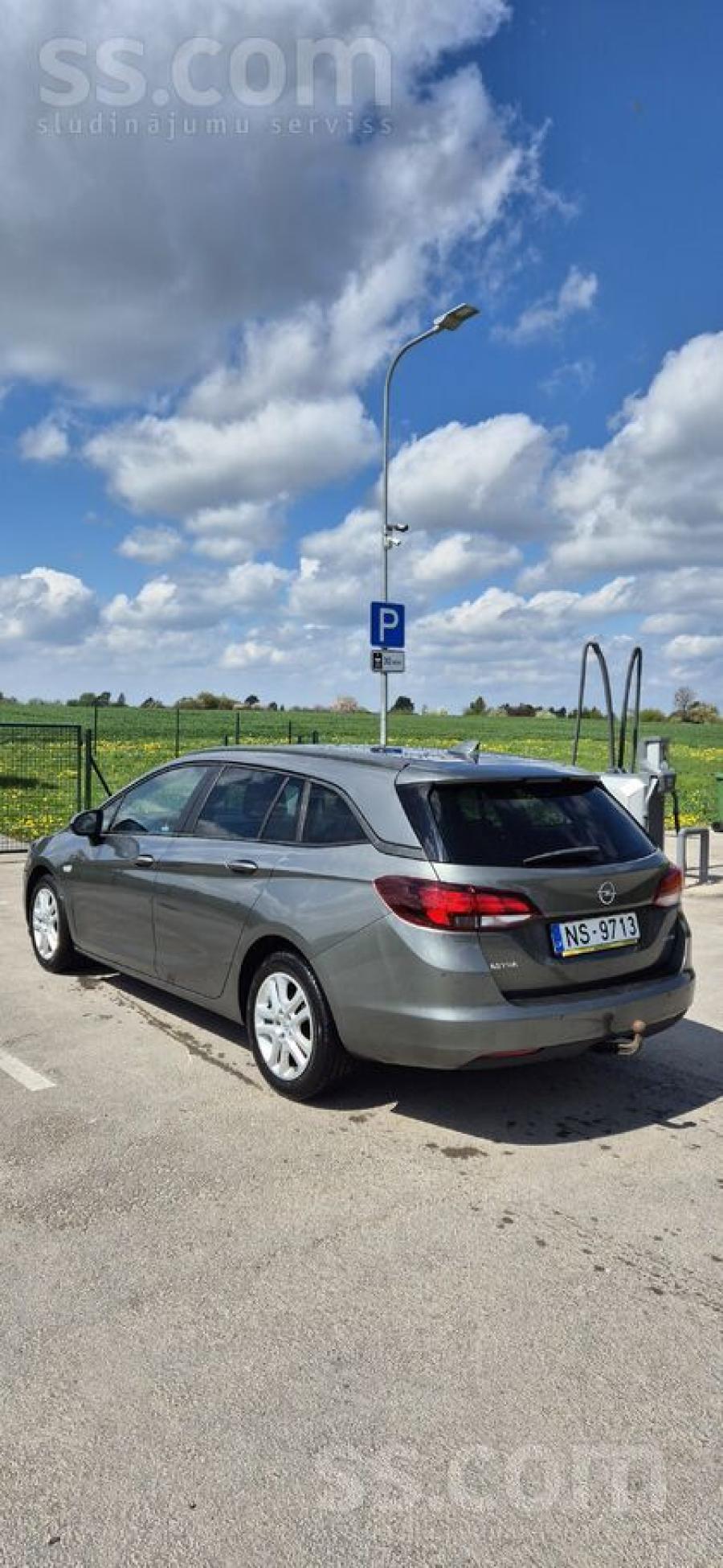 Pelēks Opel Astra 2017 Bauska, ar dzinēja tilpumu 1.60 L un nobraukumu 197 tūkst. km par 6500 €, foto 5 vietnē AUTOMOTO.COM.LV
