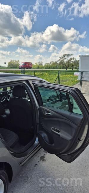Pelēks Opel Astra 2017 Bauska, ar dzinēja tilpumu 1.60 L un nobraukumu 197 tūkst. km par 6500 €, foto 13 vietnē AUTOMOTO.COM.LV