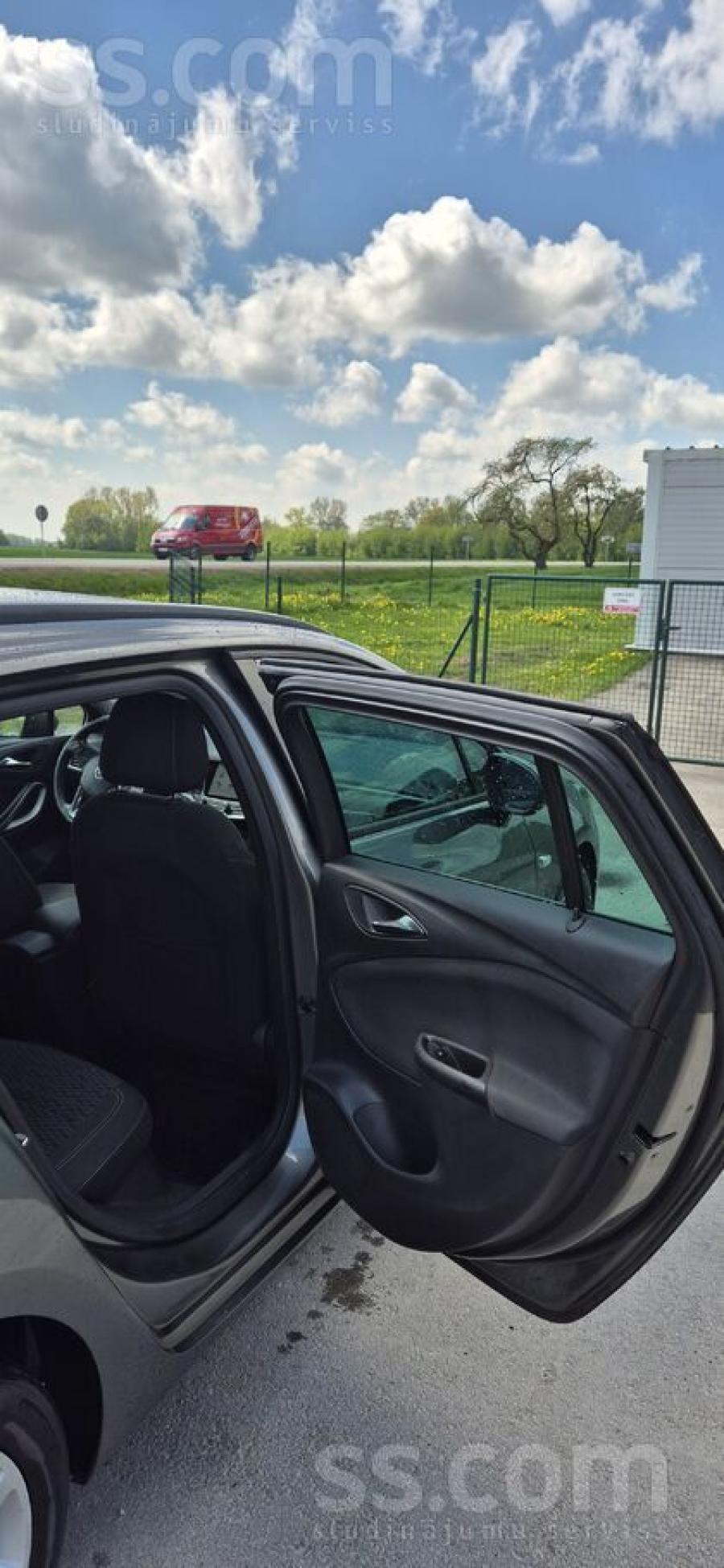 Pelēks Opel Astra 2017 Bauska, ar dzinēja tilpumu 1.60 L un nobraukumu 197 tūkst. km par 6500 €, foto 13 vietnē AUTOMOTO.COM.LV