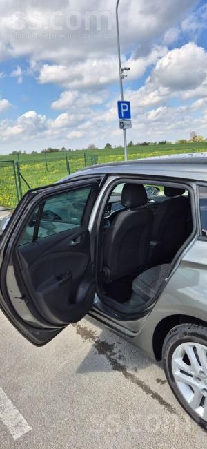 Pelēks Opel Astra 2017 Bauska, ar dzinēja tilpumu 1.60 L un nobraukumu 197 tūkst. km par 6500 €, foto 21 vietnē AUTOMOTO.COM.LV