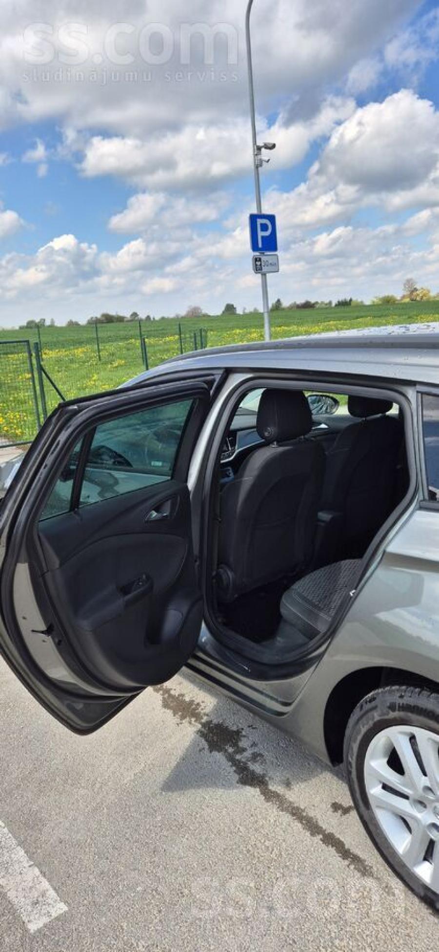 Pelēks Opel Astra 2017 Bauska, ar dzinēja tilpumu 1.60 L un nobraukumu 197 tūkst. km par 6500 €, foto 21 vietnē AUTOMOTO.COM.LV