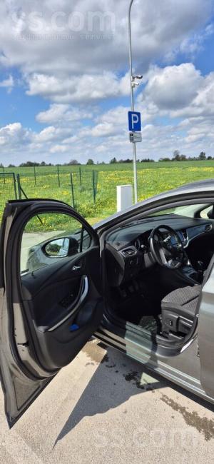 Pelēks Opel Astra 2017 Bauska, ar dzinēja tilpumu 1.60 L un nobraukumu 197 tūkst. km par 6500 €, foto 24 vietnē AUTOMOTO.COM.LV