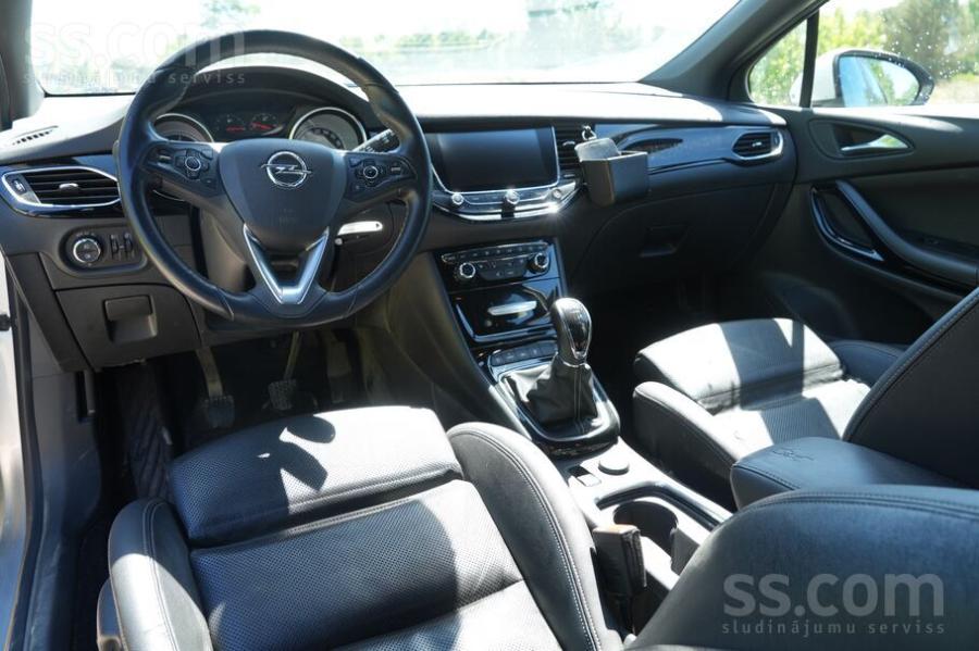 Grey Opel Astra 2017 in Riga, with an engine capacity of 1.60 L and mileage of 230 thousand km for 5700 €, photo 7 on AUTOMOTO.COM.LV