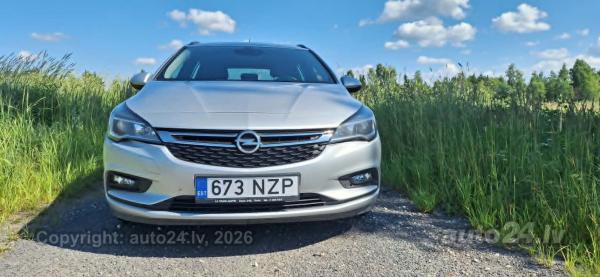 Grey Opel Astra 2017 in Otepaa, with an engine capacity of 1.60 L and mileage of 186 thousand km for 7999 €, photo 5 on AUTOMOTO.COM.LV