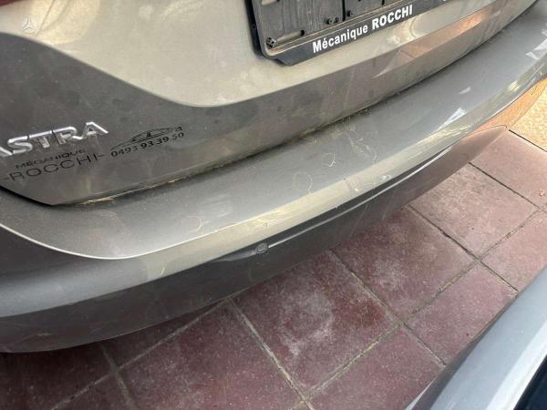 Grey Opel Astra 2017 in Siauliai, with an engine capacity of 1.60 L and mileage of 163 thousand km for 5600 €, photo 6 on AUTOMOTO.COM.LV