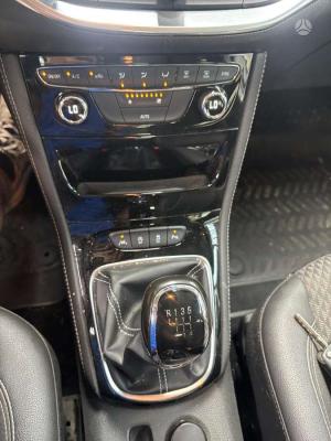 Pelēks Opel Astra 2017 Šauļi, ar dzinēja tilpumu 1.60 L un nobraukumu 163 tūkst. km par 5600 €, foto 13 vietnē AUTOMOTO.COM.LV