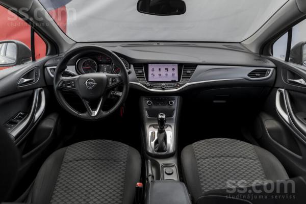 Grey Opel Astra 2017 in Riga, with an engine capacity of 1.60 L and mileage of 192 thousand km for 8650 €, photo 7 on AUTOMOTO.COM.LV