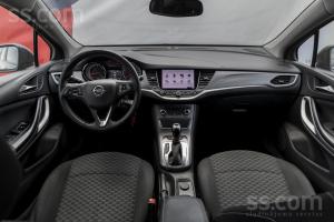 Grey Opel Astra 2017 in Riga, with an engine capacity of 1.60 L and mileage of 192 thousand km for 8650 €, photo 8 on AUTOMOTO.COM.LV