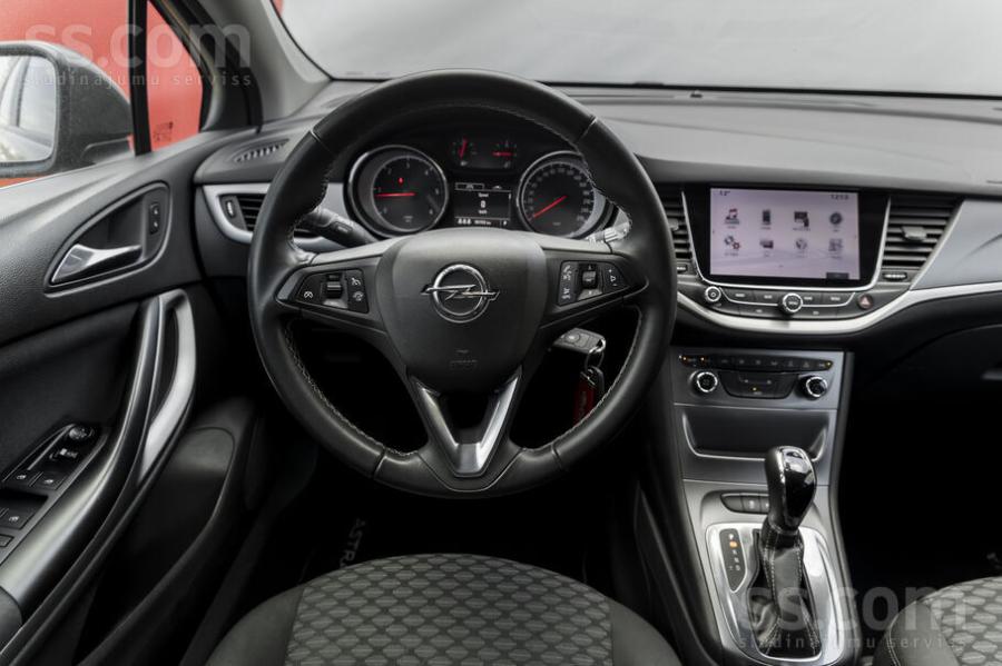 Grey Opel Astra 2017 in Riga, with an engine capacity of 1.60 L and mileage of 192 thousand km for 8650 €, photo 10 on AUTOMOTO.COM.LV