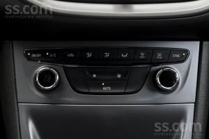 Grey Opel Astra 2017 in Riga, with an engine capacity of 1.60 L and mileage of 192 thousand km for 8650 €, photo 11 on AUTOMOTO.COM.LV