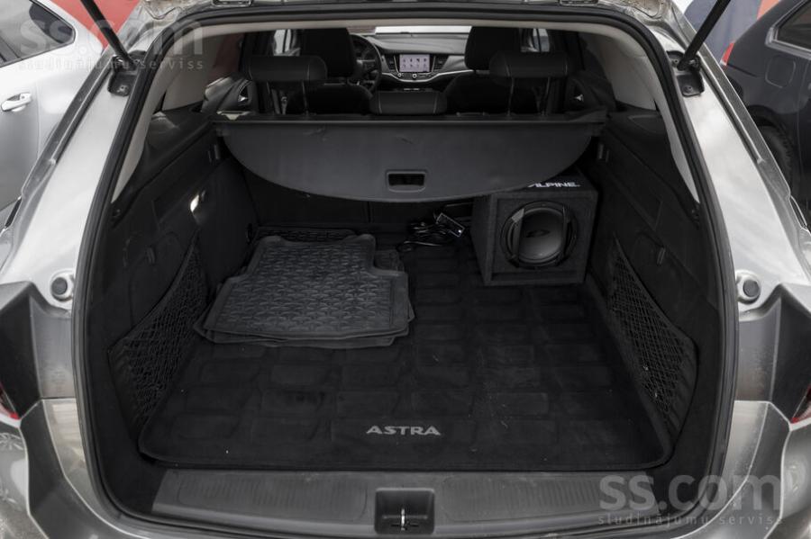 Grey Opel Astra 2017 in Riga, with an engine capacity of 1.60 L and mileage of 192 thousand km for 8650 €, photo 17 on AUTOMOTO.COM.LV