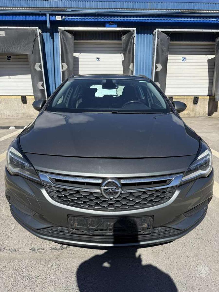 Pelēks Opel Astra 2017 Klaipėda, ar dzinēja tilpumu 1.60 L un nobraukumu 202 tūkst. km par 5150 €, foto 4 vietnē AUTOMOTO.COM.LV