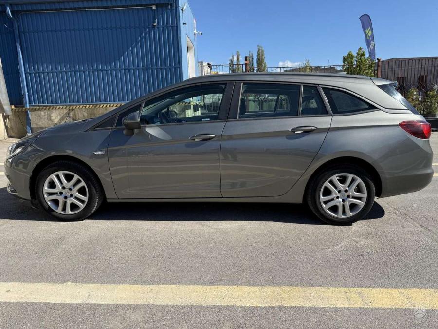 Pelēks Opel Astra 2017 Klaipėda, ar dzinēja tilpumu 1.60 L un nobraukumu 202 tūkst. km par 5150 €, foto 6 vietnē AUTOMOTO.COM.LV