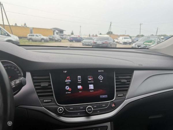 Grey Opel Astra 2017 in Taurage, with an engine capacity of 1.60 L and mileage of 250 thousand km for 5500 €, photo 7 on AUTOMOTO.COM.LV