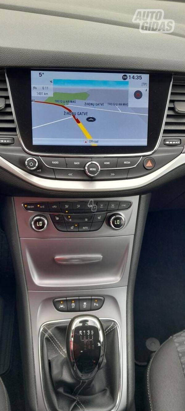 Grey Opel Astra 2017 in Radviliskis, with an engine capacity of 1.60 L and mileage of 217 thousand km for 5900 €, photo 9 on AUTOMOTO.COM.LV
