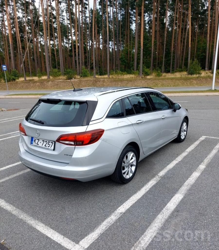Grey Opel Astra 2017 in Riga, with an engine capacity of 1.40 L and mileage of 178 thousand km for 7200 €, photo 5 on AUTOMOTO.COM.LV