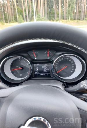 Grey Opel Astra 2017 in Riga, with an engine capacity of 1.40 L and mileage of 178 thousand km for 7200 €, photo 10 on AUTOMOTO.COM.LV
