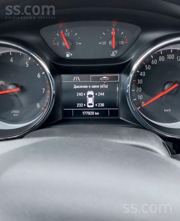 Grey Opel Astra 2017 in Riga, with an engine capacity of 1.40 L and mileage of 178 thousand km for 7200 €, photo 10 on AUTOMOTO.COM.LV