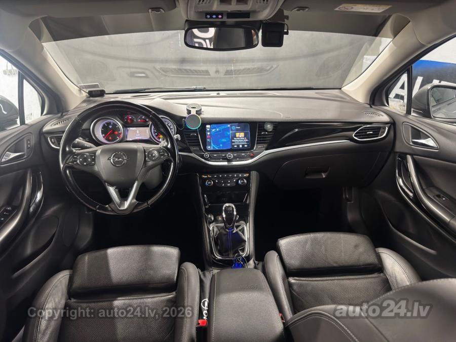 Grey Opel Astra 2017 in Tallinn, with an engine capacity of 1.60 L and mileage of 225 thousand km for 9999 €, photo 13 on AUTOMOTO.COM.LV