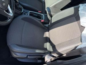 Pelēks Opel Astra 2017 Telšiai, ar dzinēja tilpumu 1.60 L un nobraukumu 235 tūkst. km par 6300 €, foto 15 vietnē AUTOMOTO.COM.LV