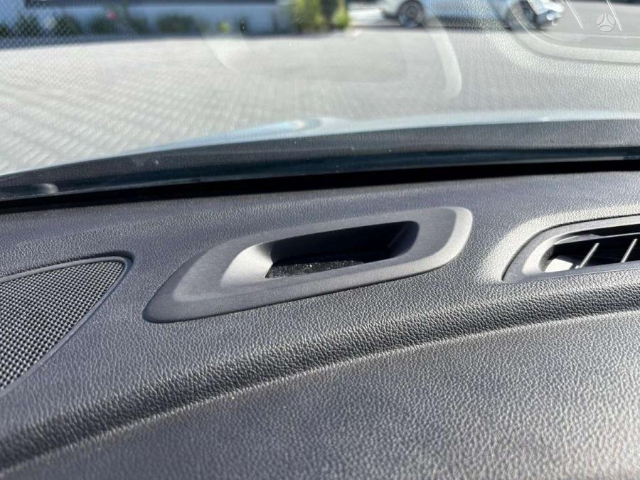 Pelēks Opel Astra 2017 Telšiai, ar dzinēja tilpumu 1.60 L un nobraukumu 235 tūkst. km par 6300 €, foto 24 vietnē AUTOMOTO.COM.LV