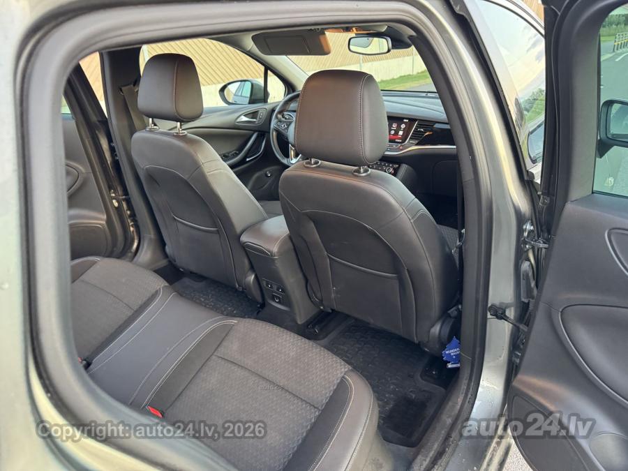 Grey Opel Astra 2017 in Tallinn, with an engine capacity of 1.60 L and mileage of 175 thousand km for 8499 €, photo 14 on AUTOMOTO.COM.LV