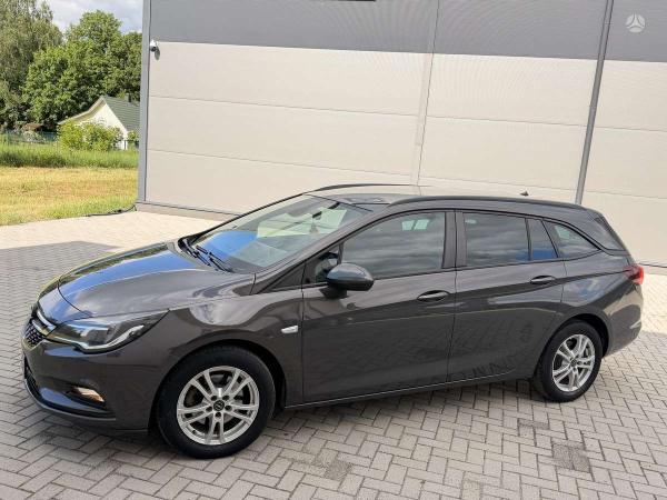Pelēks Opel Astra 2017 Viļņa, ar dzinēja tilpumu 1.60 L un nobraukumu 169 tūkst. km par 4900 €, foto 8 vietnē AUTOMOTO.COM.LV
