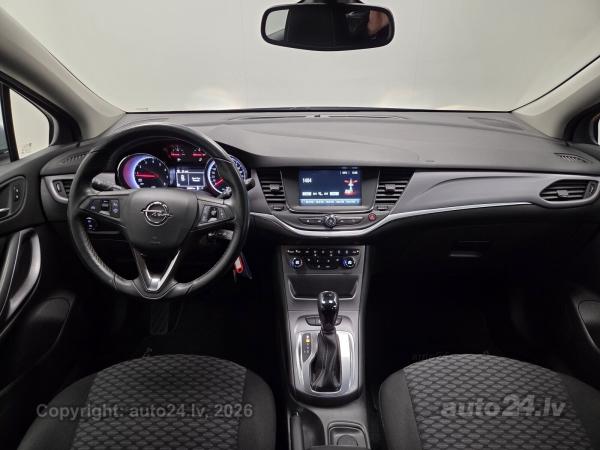 Grey Opel Astra 2017 in Tallinn, with an engine capacity of 1.40 L and mileage of 149 thousand km for 8200 €, photo 8 on AUTOMOTO.COM.LV