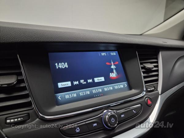Grey Opel Astra 2017 in Tallinn, with an engine capacity of 1.40 L and mileage of 149 thousand km for 8200 €, photo 10 on AUTOMOTO.COM.LV